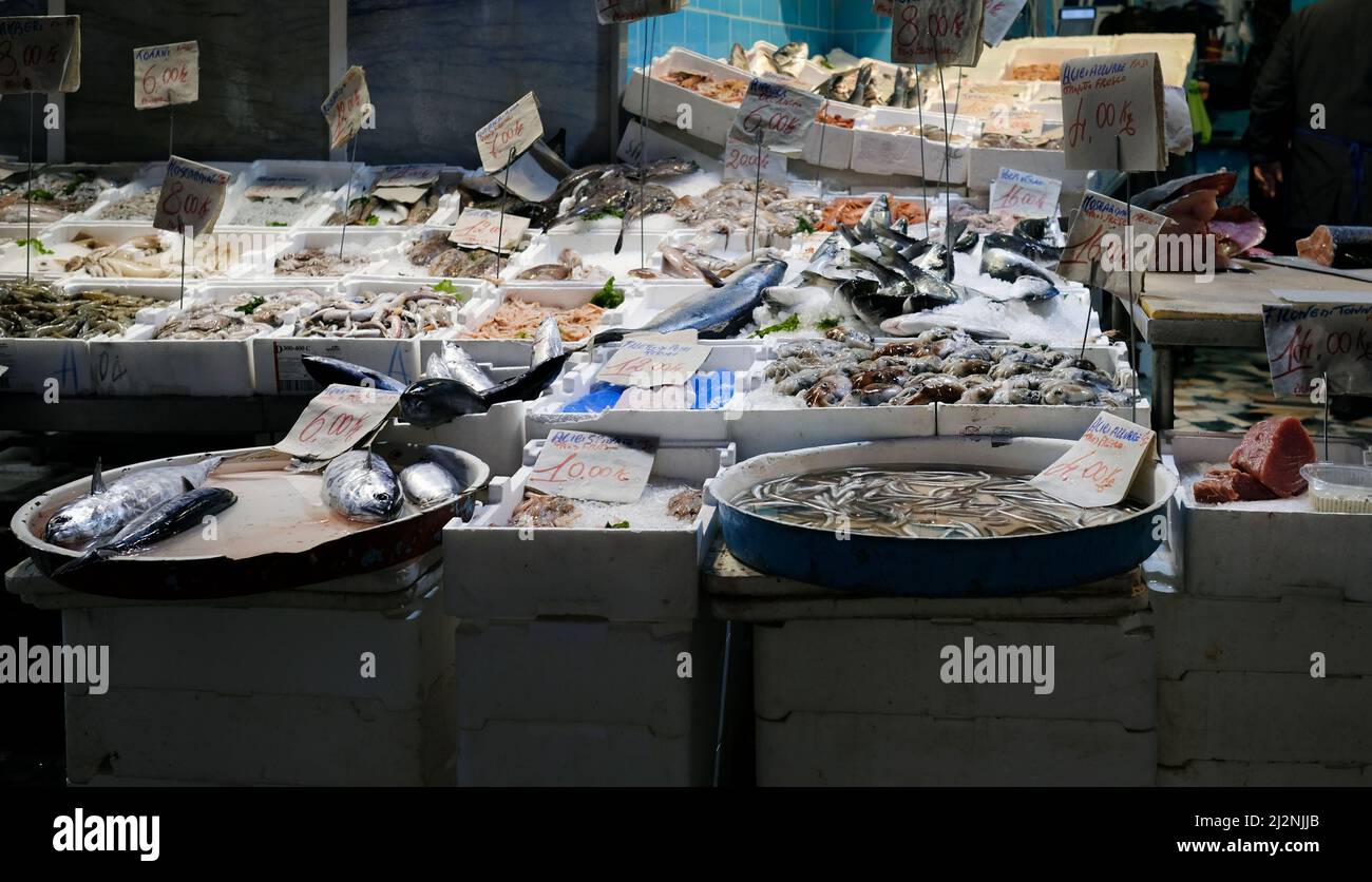 Seafood on display at a fish market Stock Photo - Alamy