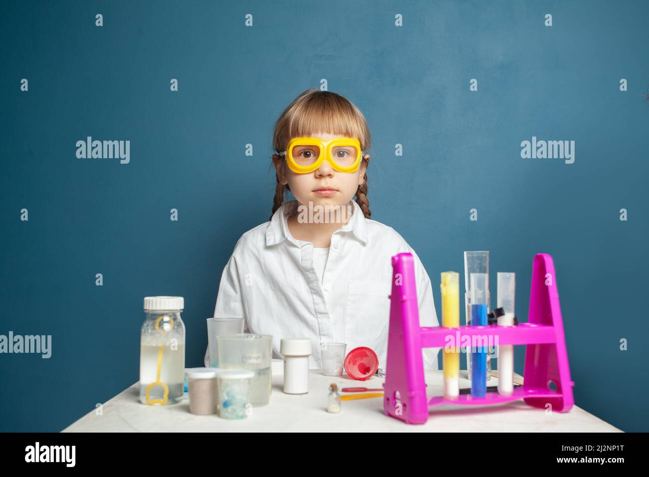 Little scientist and ecology experiment equipment Stock Photo - Alamy