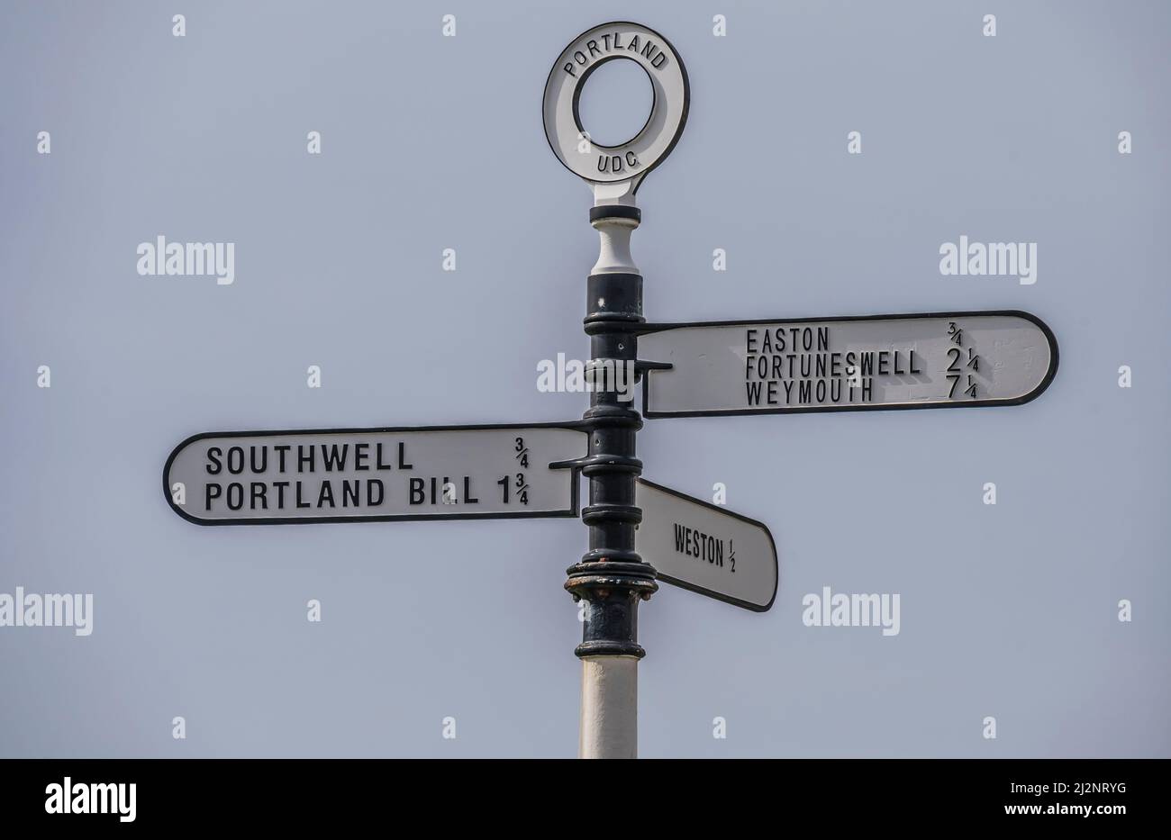 Heritage finger post sign hi-res stock photography and images - Alamy