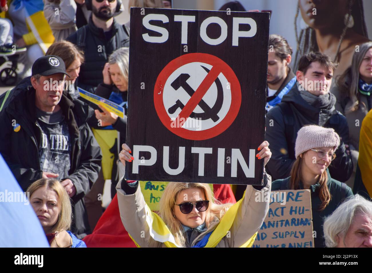 Pro putin poster hi-res stock photography and images - Alamy