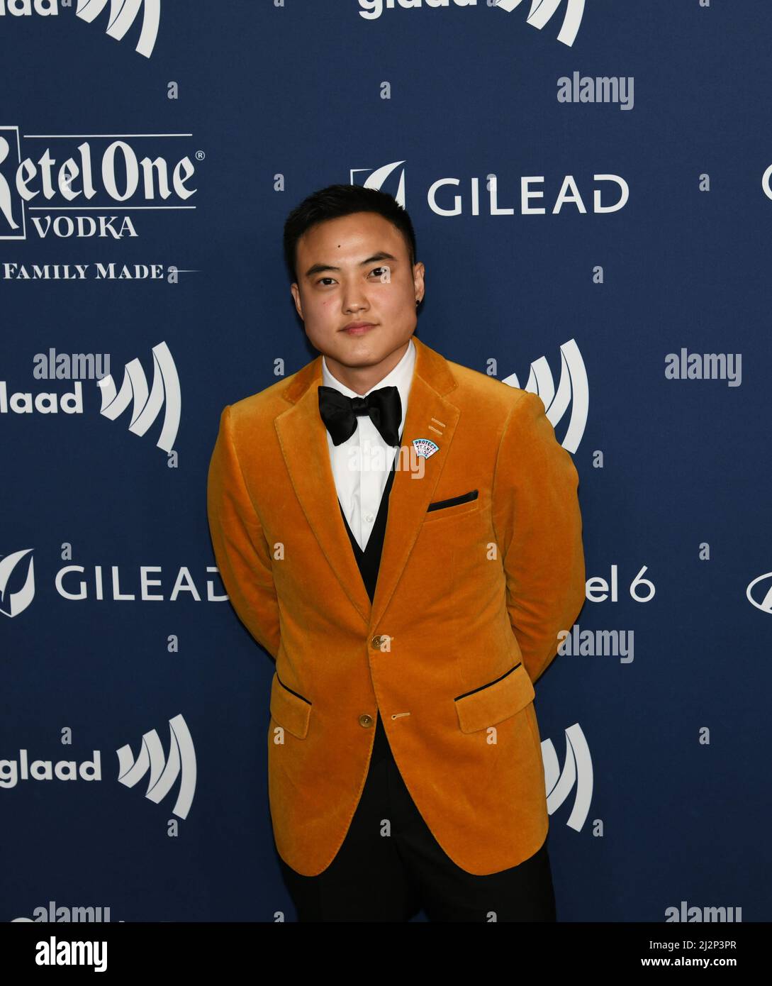 Los Angeles, USA. 02nd Apr, 2022. Leo Sheng arrives at the 33rd Annual ...