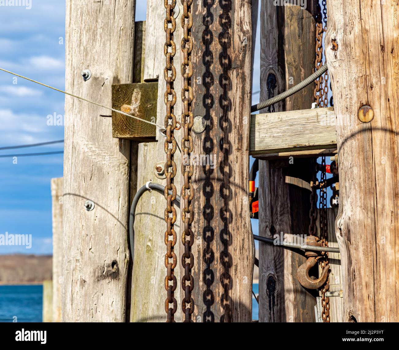 Detail of a wood piling hi-res stock photography and images - Alamy