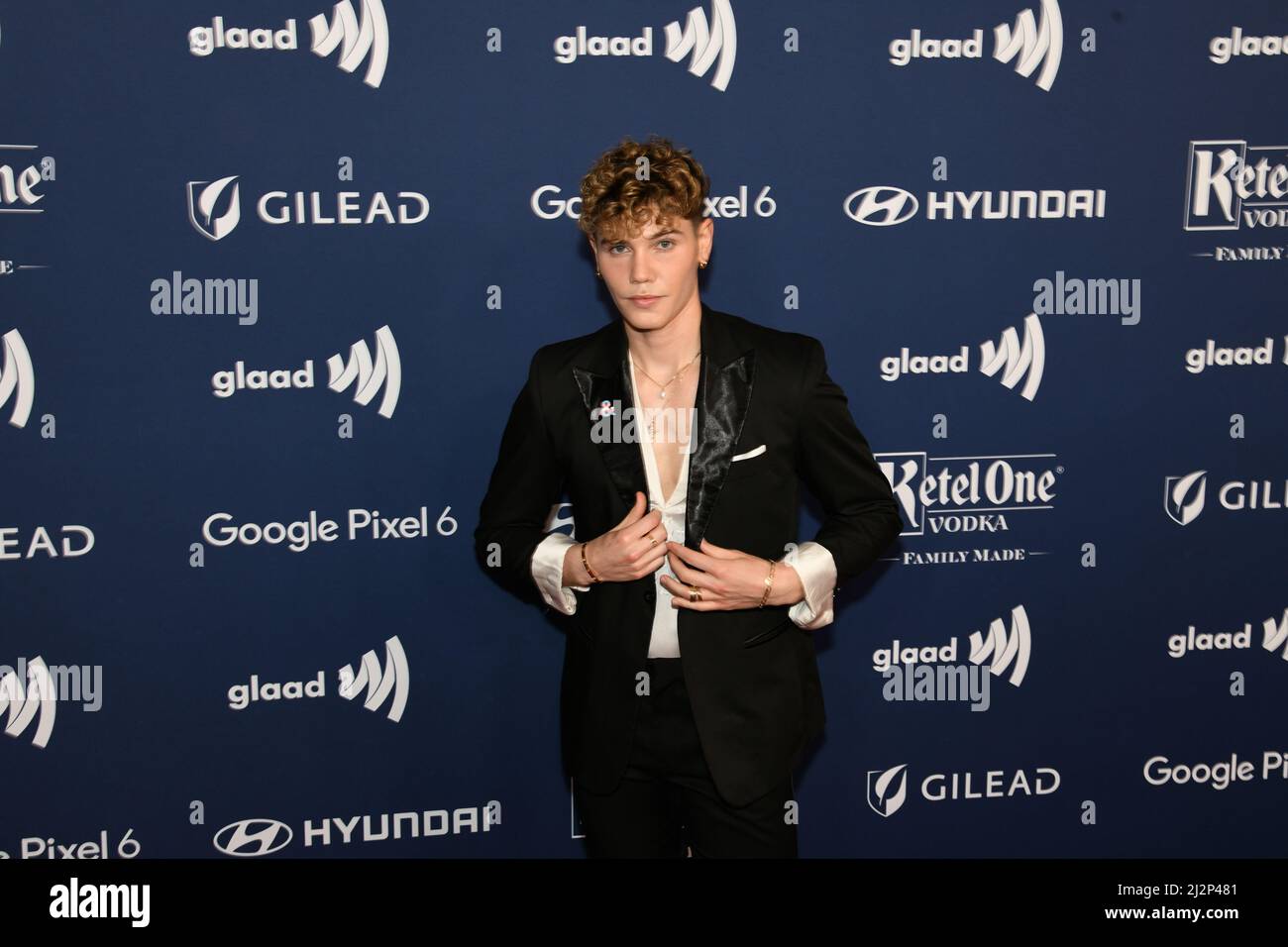 Los Angeles, USA. 02nd Apr, 2022. Nicky Champa arrives at the 33rd ...