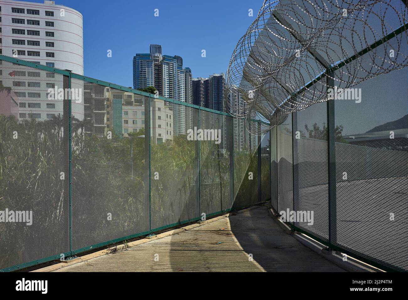 Fence hong kong border shenzhen hi-res stock photography and images - Alamy