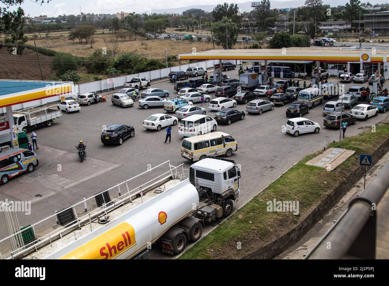 Shell petrol station in russia hi-res stock photography and images - Alamy