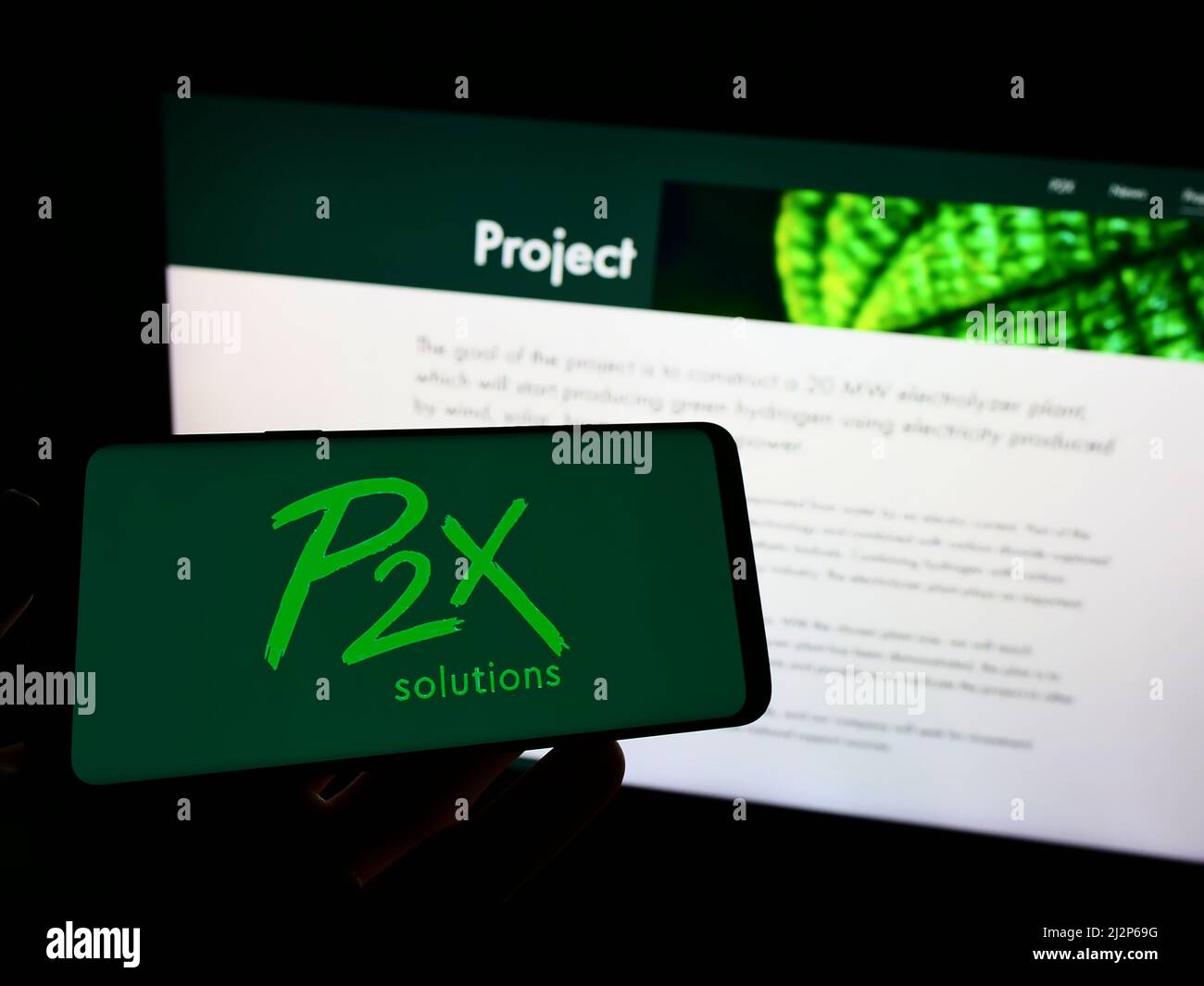 Green hydrogen production hi-res stock photography and images - Alamy