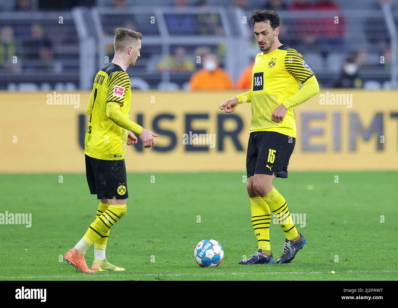 Dortmund, Deutschland. 02nd Apr, 2022. firo: April 2nd, 2022 Fuvuball ...