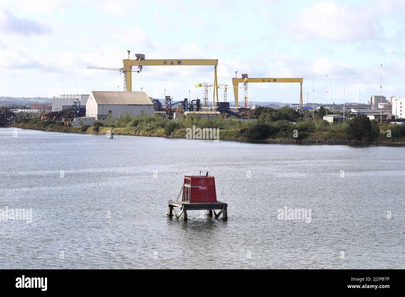 Harland wolff shipyard belfast dock hi-res stock photography and images ...