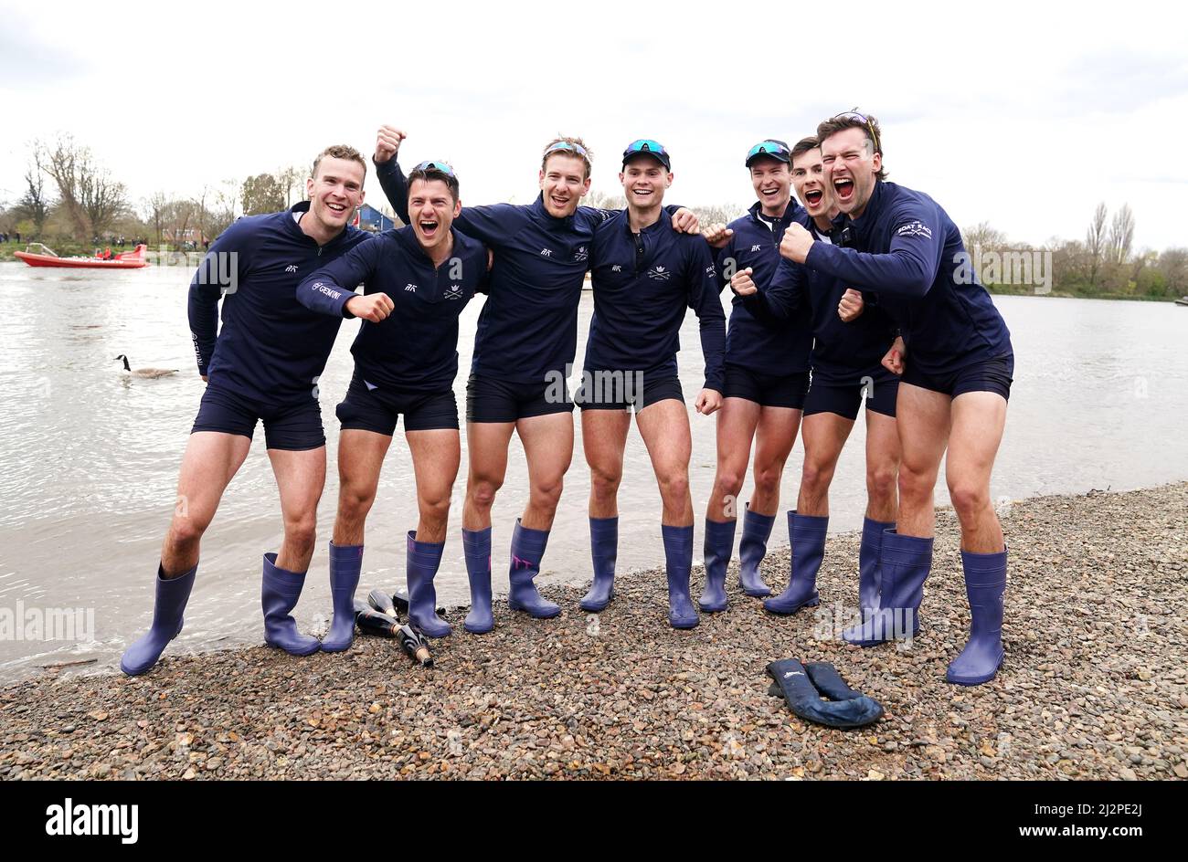 The Oxford Men's boat team celebrate victory in the 167th Men's Boat ...