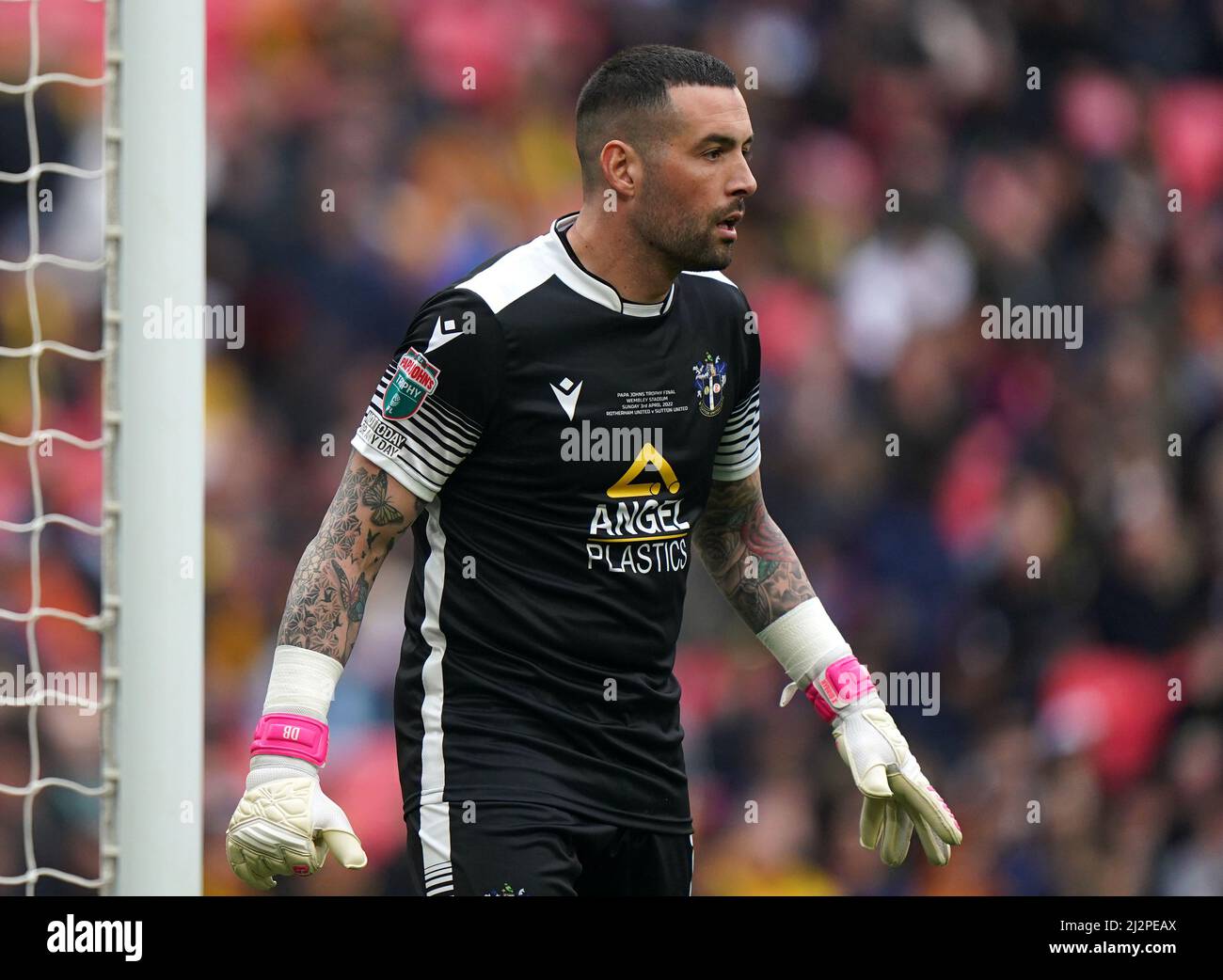 Sutton United goalkeeper Dean Bouzanis during the Papa John's Trophy ...