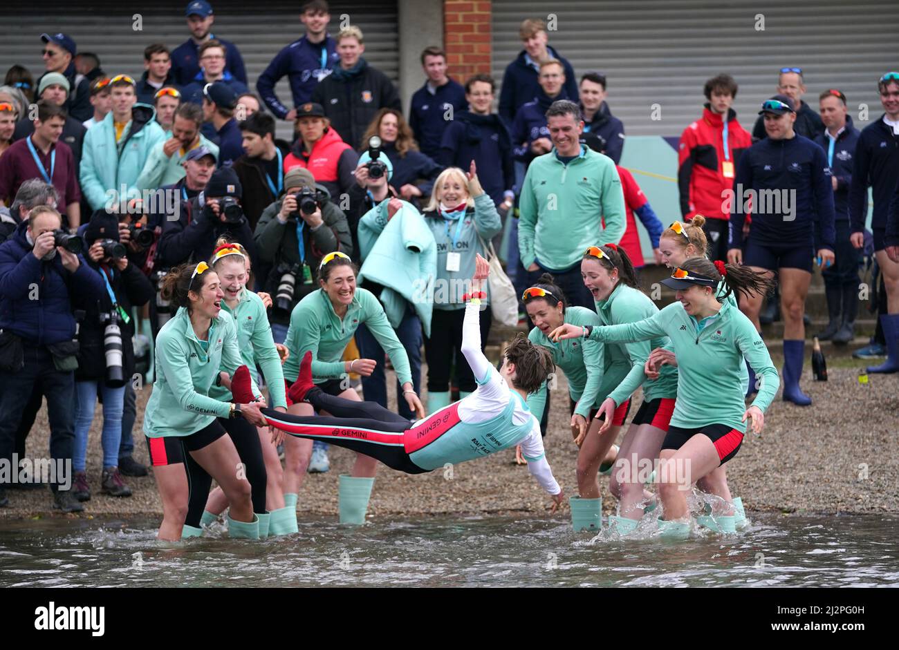 Cambridge throw cox Jasper Parish into the river after the 76th Women's ...