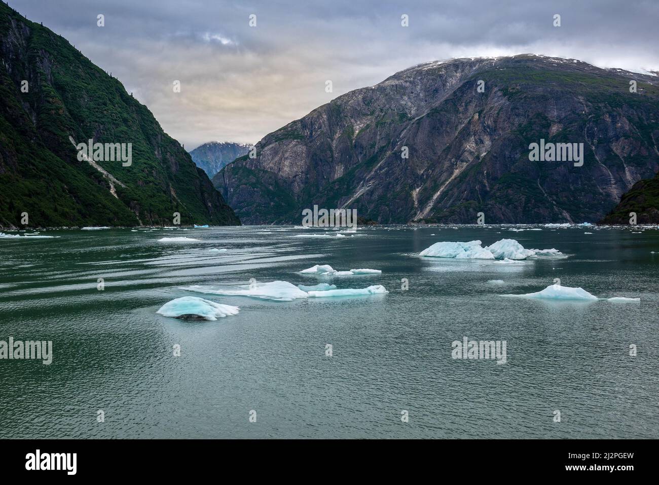 Looking back at the mendenhall river hi-res stock photography and ...