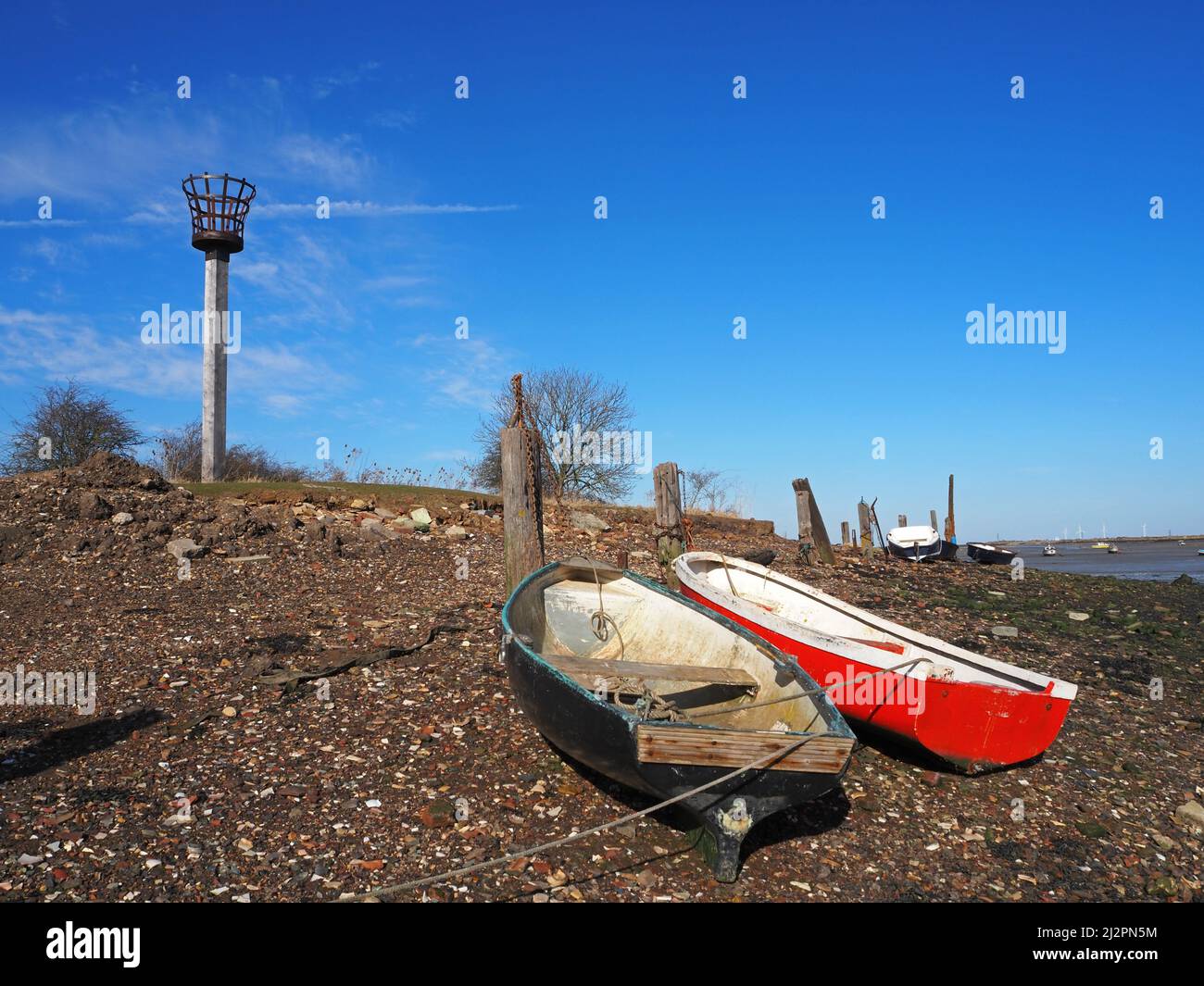 English lower halstow hi-res stock photography and images - Alamy