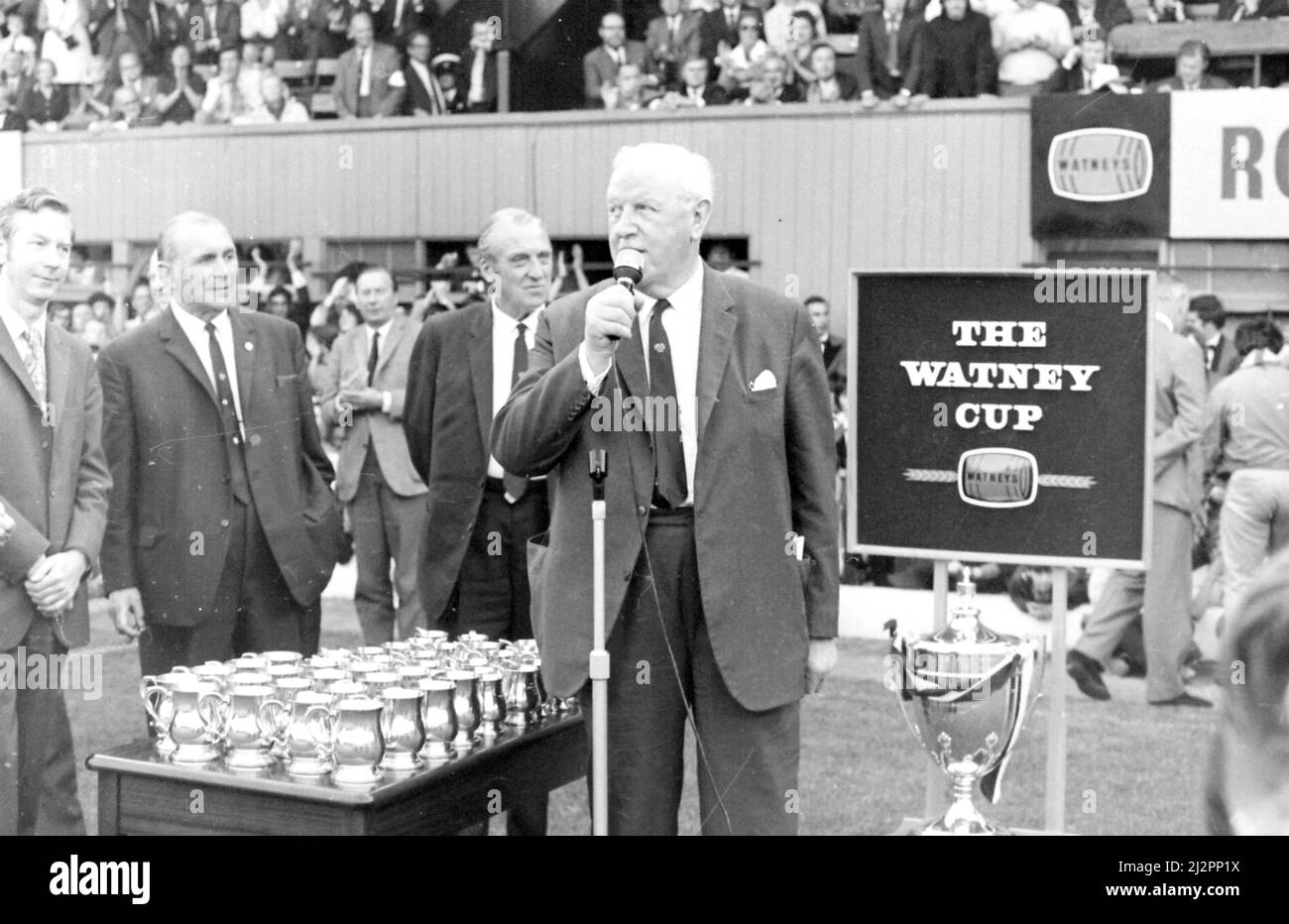 Derby County v Manchester United, Watney Cup Final, 1970 Stock Photo ...