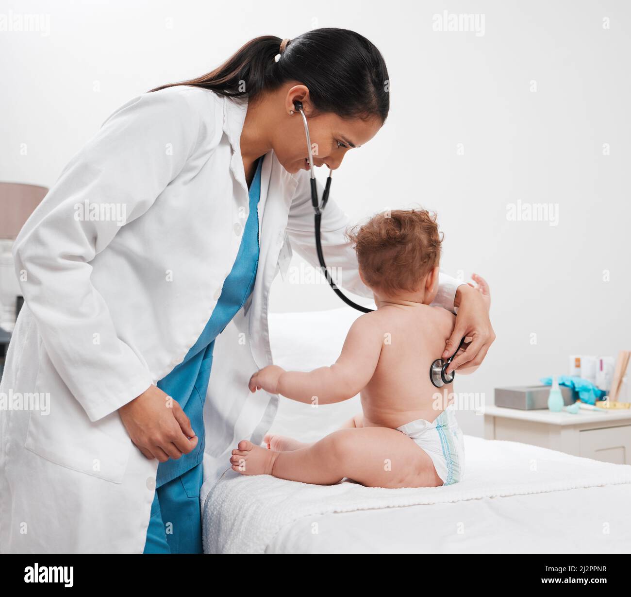 Baby clinic hi-res stock photography and images - Alamy