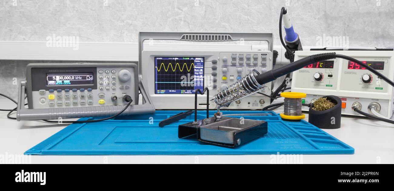 Power supplies and electronic measuring devices in the laboratory ...