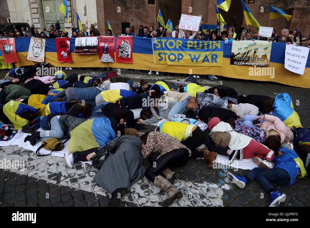 April 3, 2022 - Flash Mob for Ukranian people killed by russian army ...