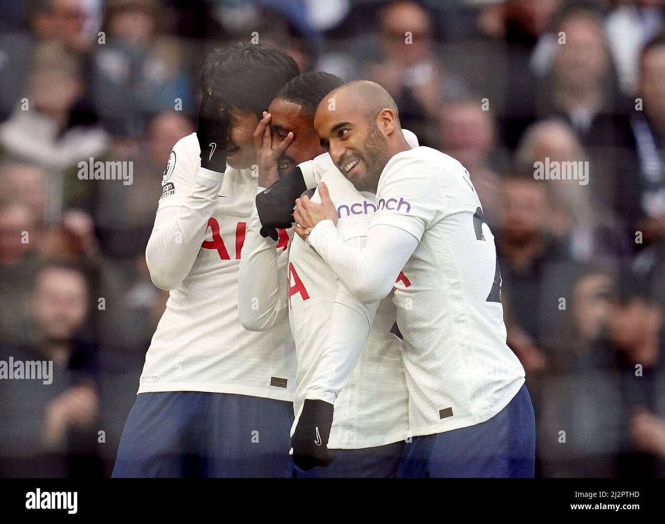 Tottenham Hotspur's Steven Bergwijn (centre) celebrates scoring their ...