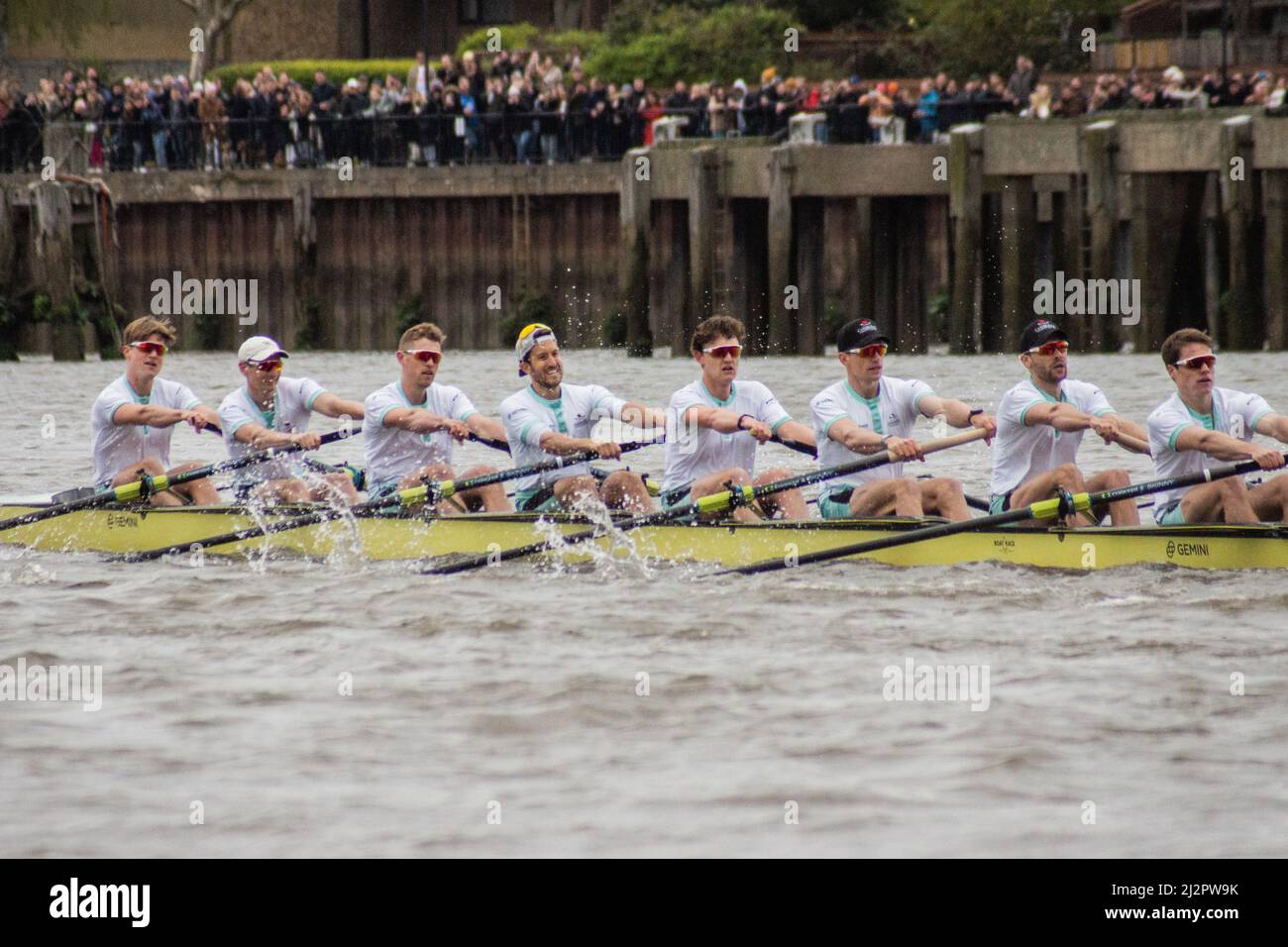London, UK. 3rd Apr, 2022. Cambridge try their best.Oxford beats ...