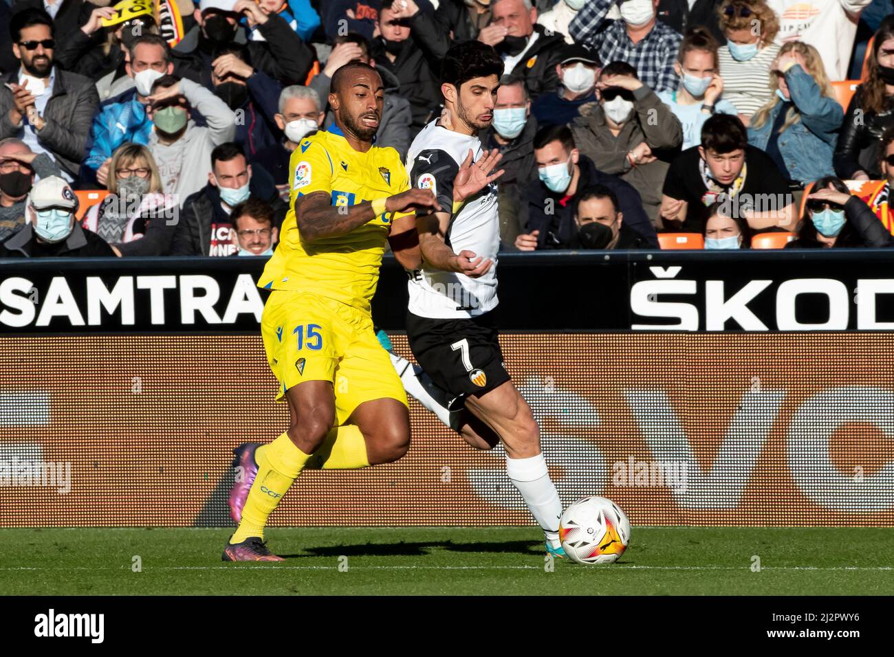 Carlos akapo of cadiz cf hi-res stock photography and images - Alamy