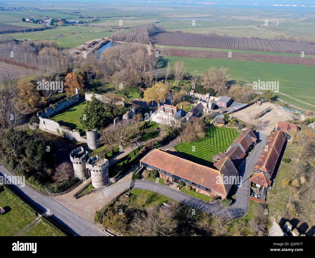 Cooling castle barn hi-res stock photography and images - Alamy