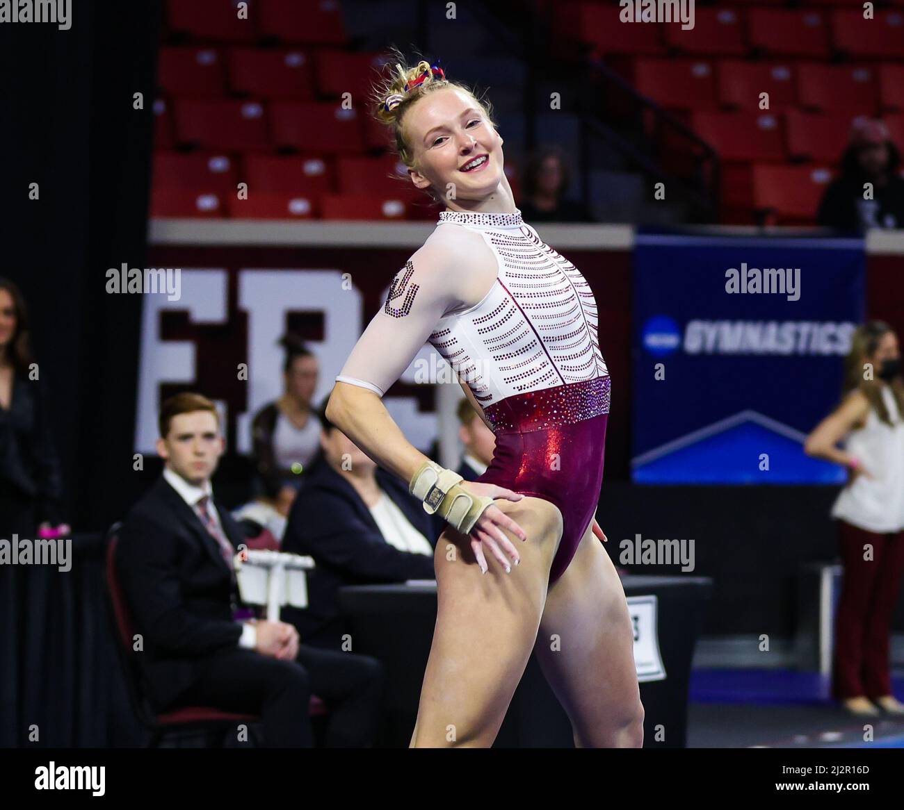 April 2, 2022: Oklahoma's Bell Johnson performs her floor routine ...