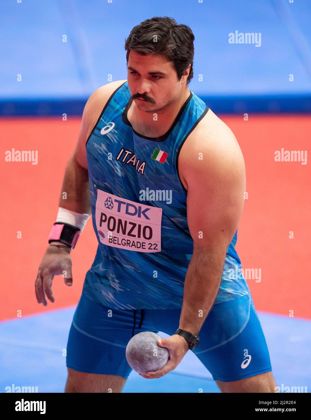 Nick ponzio shot put hi-res stock photography and images - Alamy