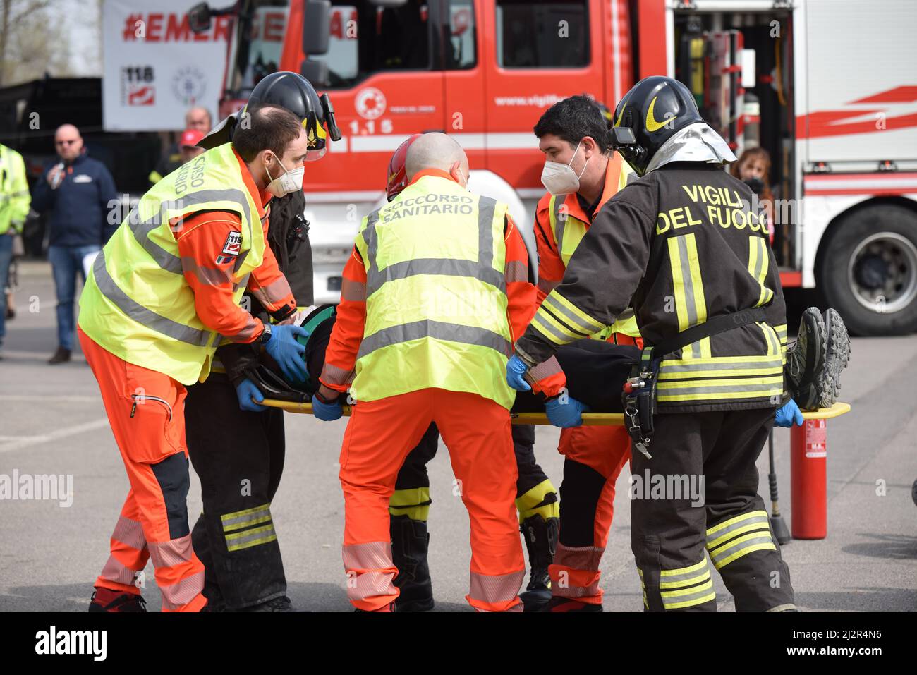 As to rescue injured and traumatized people Stock Photo - Alamy