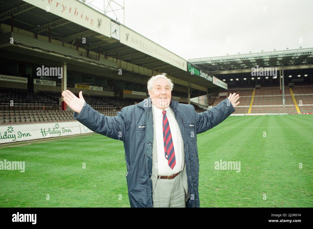 Doug Ellis, Chairman Aston Villa Football Club, news press conference ...
