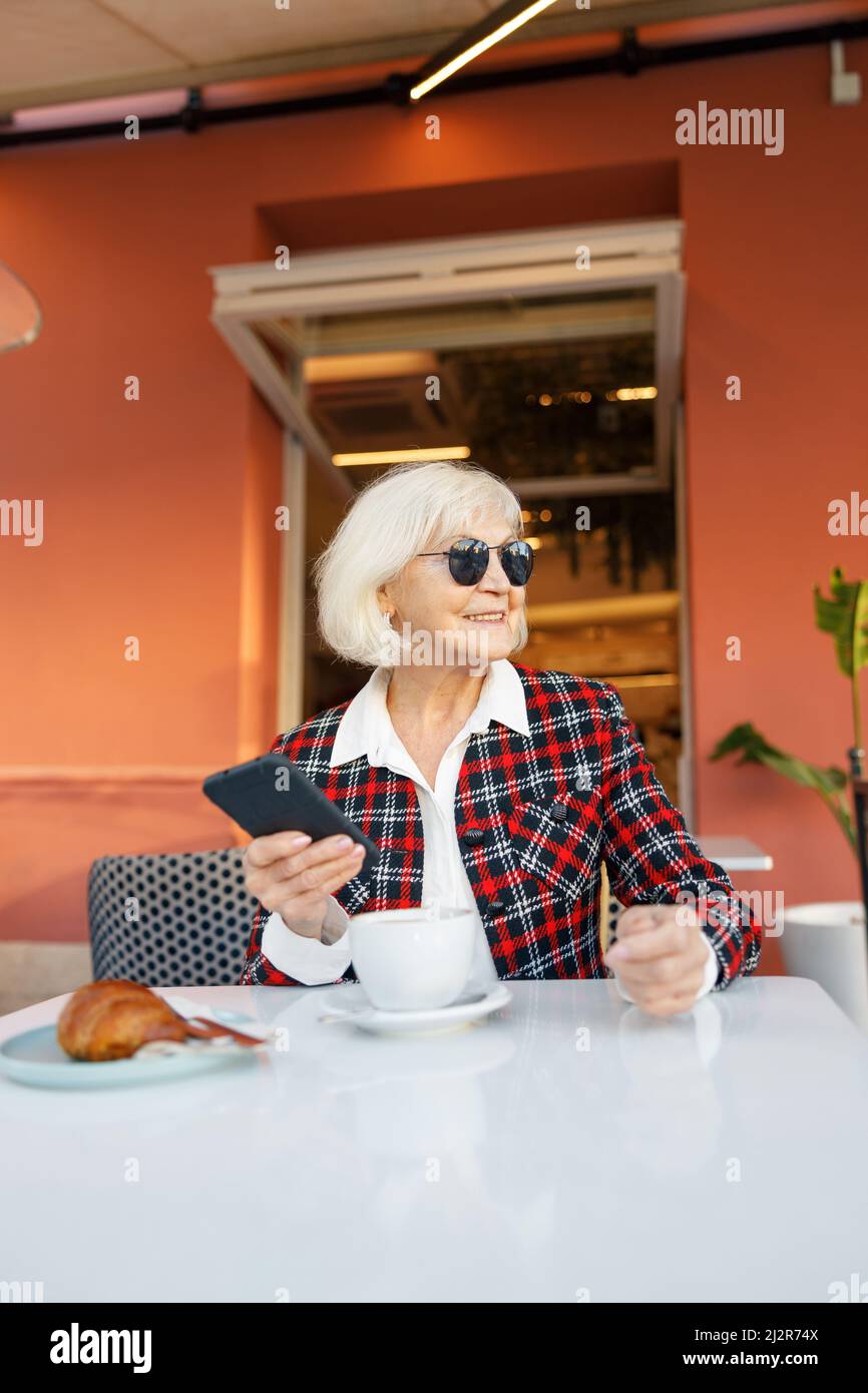 Pensioner cafe hi-res stock photography and images - Alamy