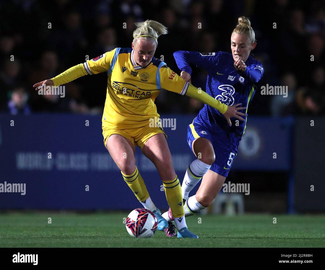 Chloe peplow reading hi-res stock photography and images - Alamy