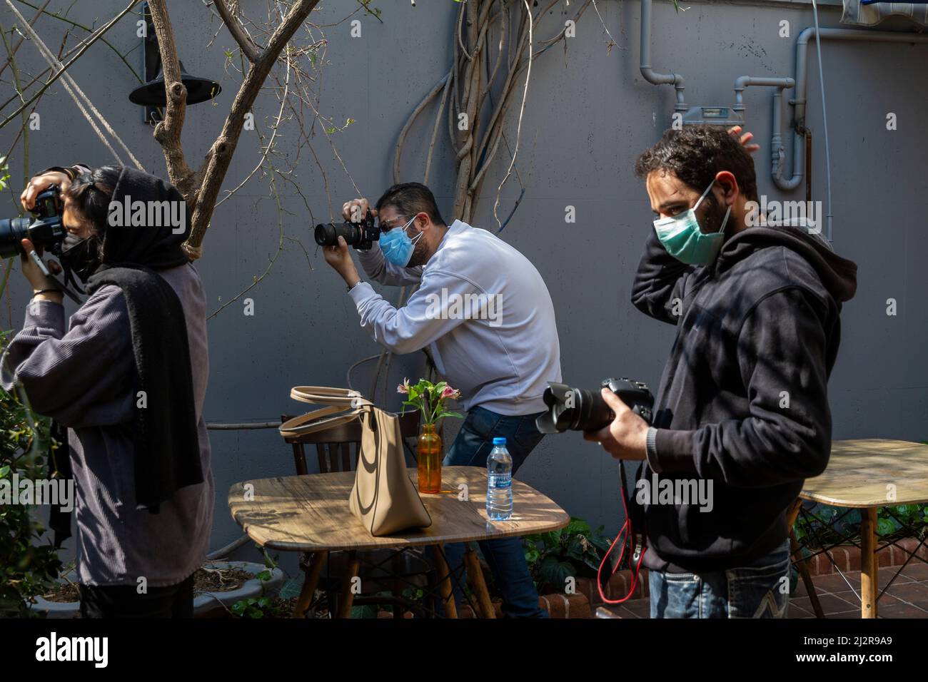 Photographers with scarves hi-res stock photography and images - Alamy