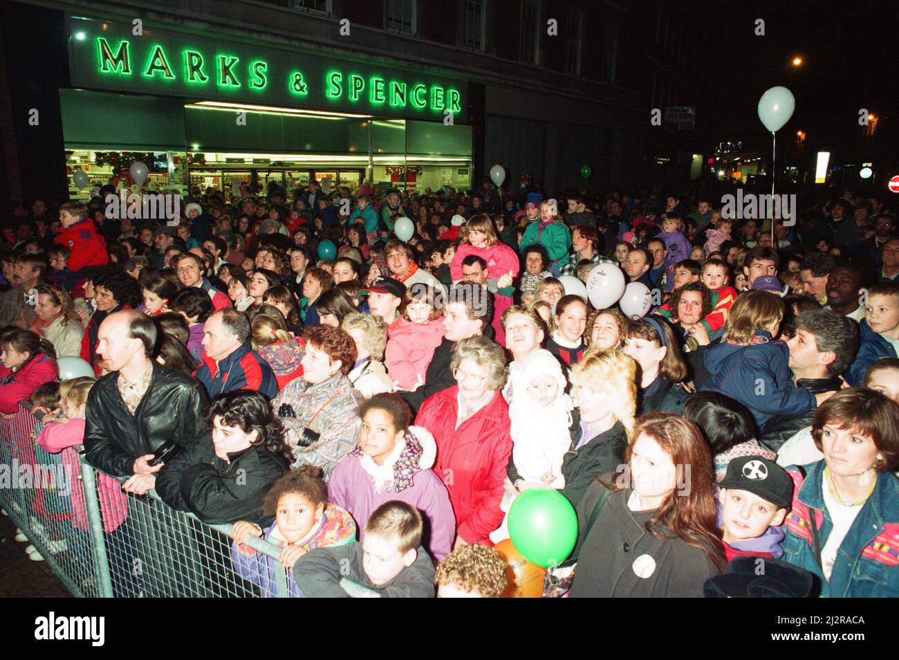 Christmas light switch on at Broad Street Mall, Reading. 25th November ...