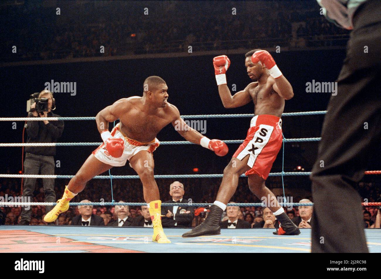 Donovan razor ruddock hi-res stock photography and images - Alamy