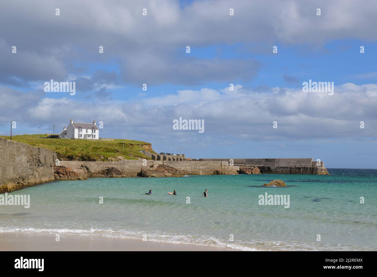 Outer hebrides jetty hi-res stock photography and images - Alamy