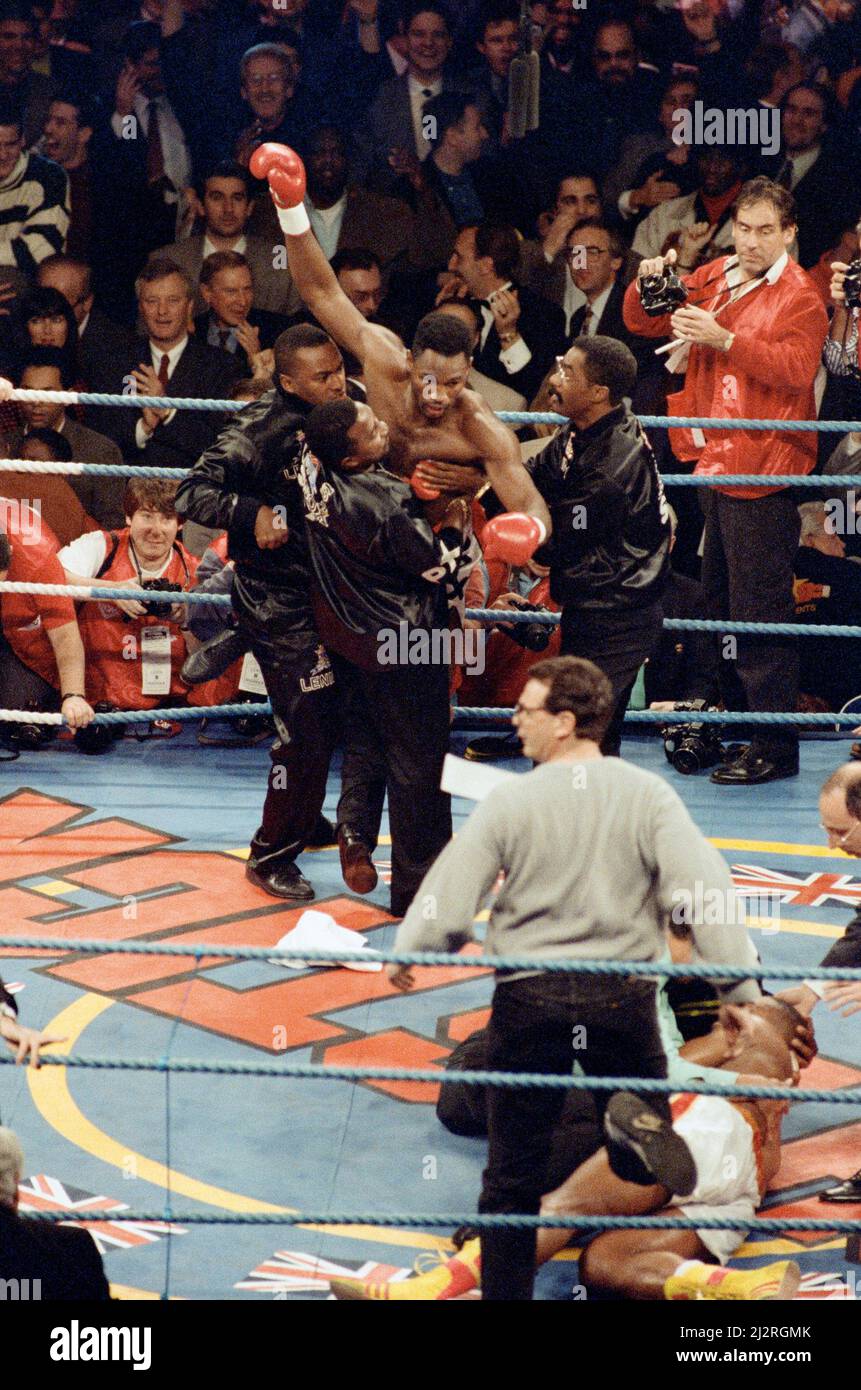 Lennox Lewis vs Donovan Razor Ruddock.Lewis retained his British and ...