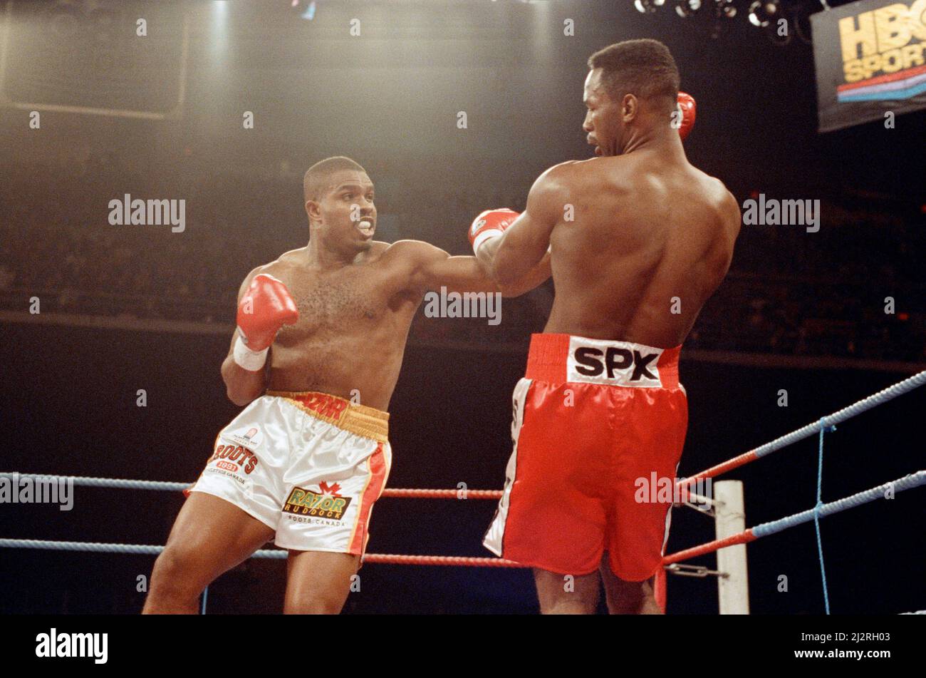Lennox lewis donovan ruddock hi-res stock photography and images - Alamy
