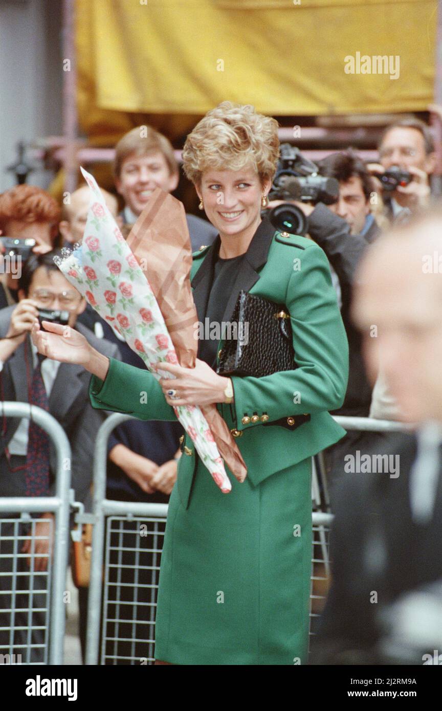 Princess diana october 1992 hi-res stock photography and images - Alamy