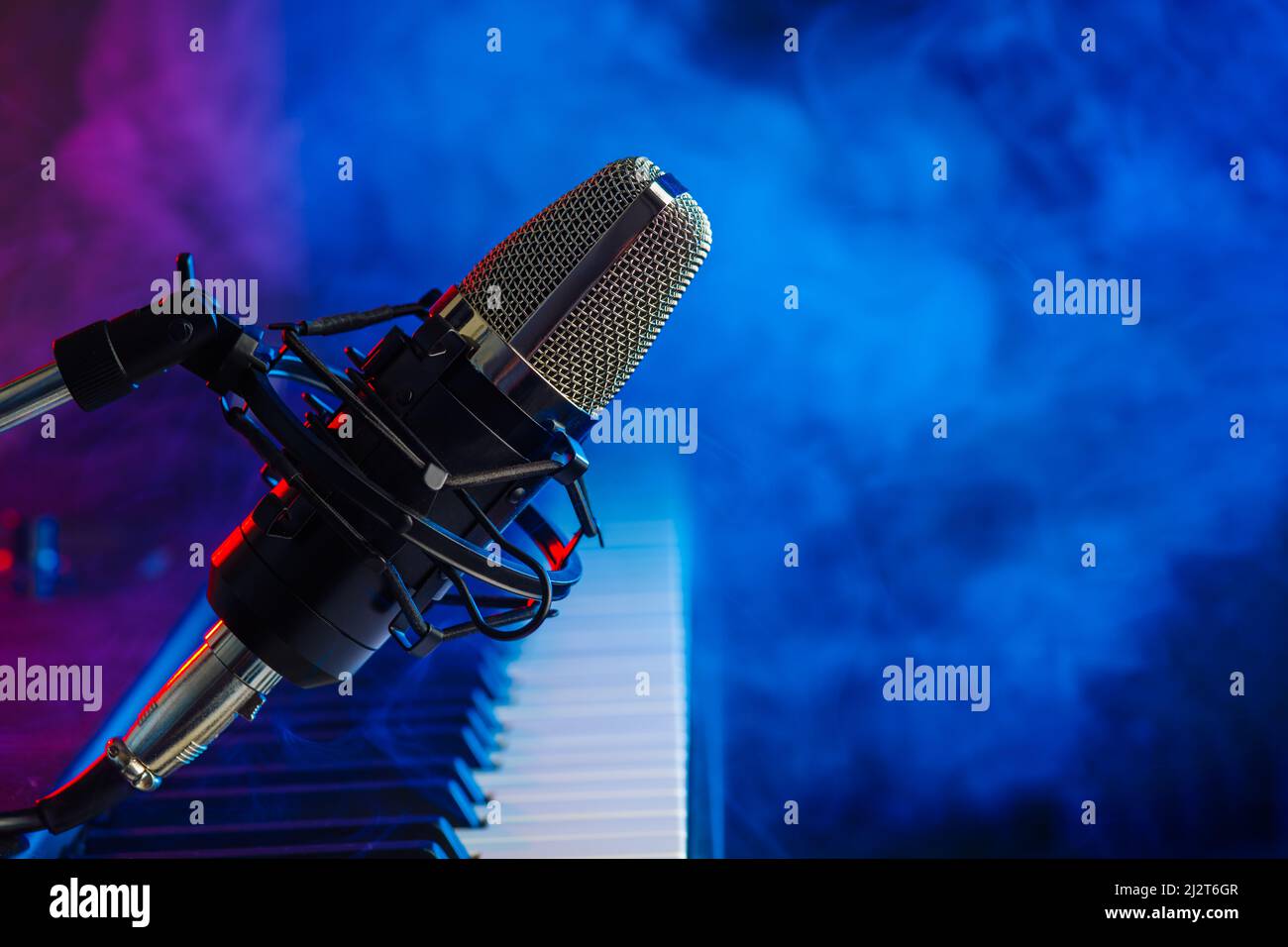 The edge nightclub hi-res stock photography and images - Alamy