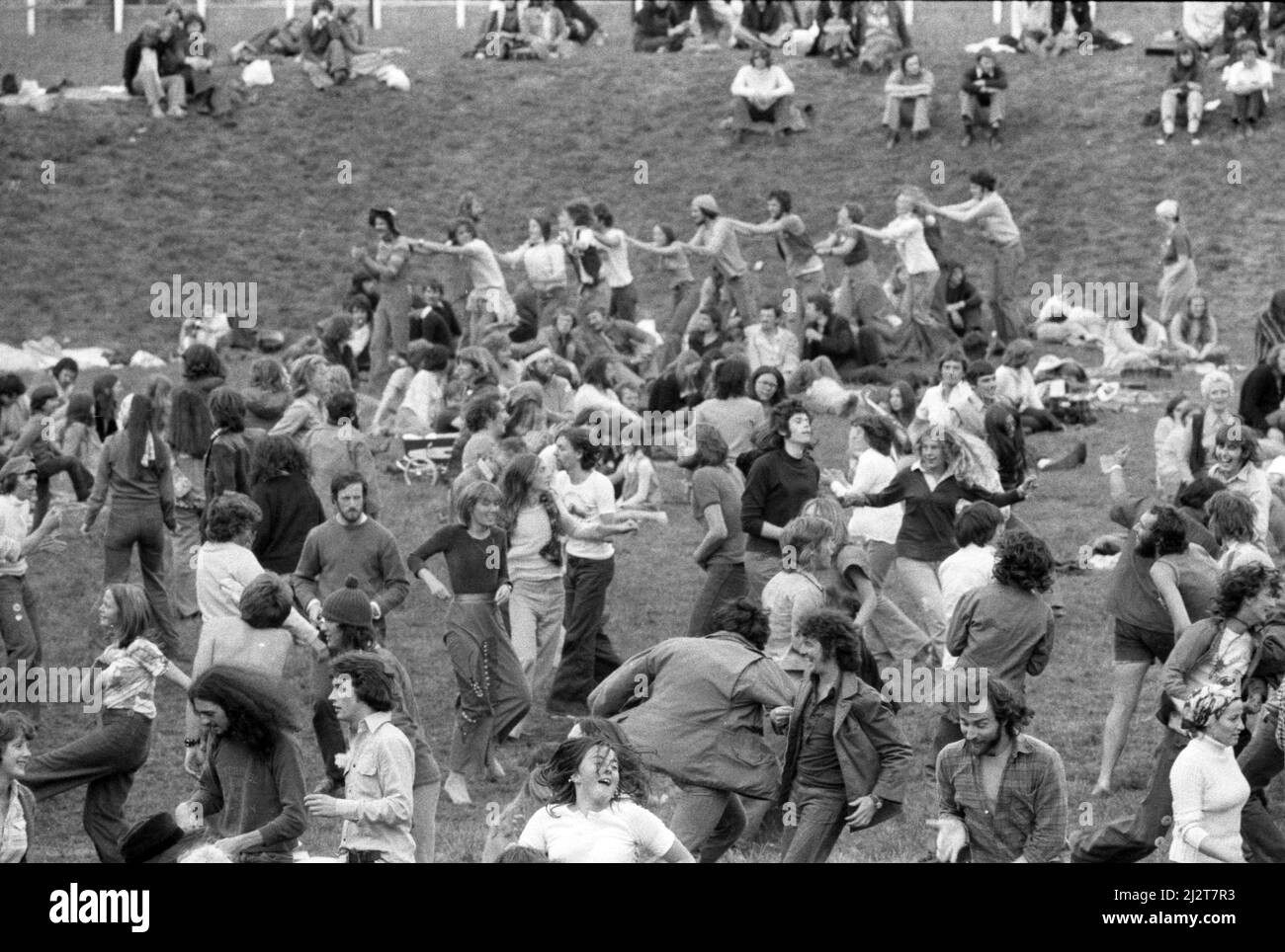 Dancing 1976 hi-res stock photography and images - Alamy