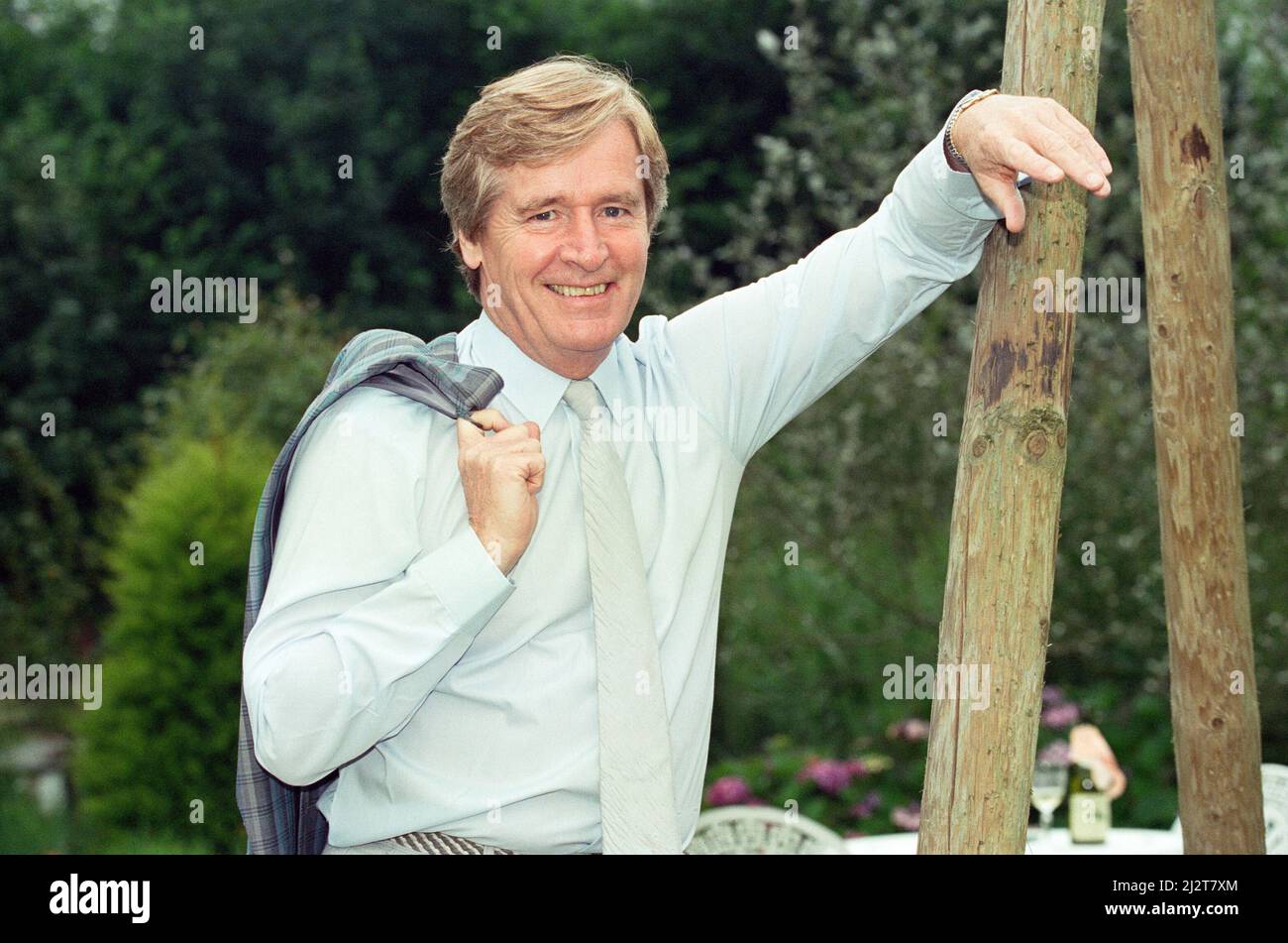 William roache 1990s hi-res stock photography and images - Alamy