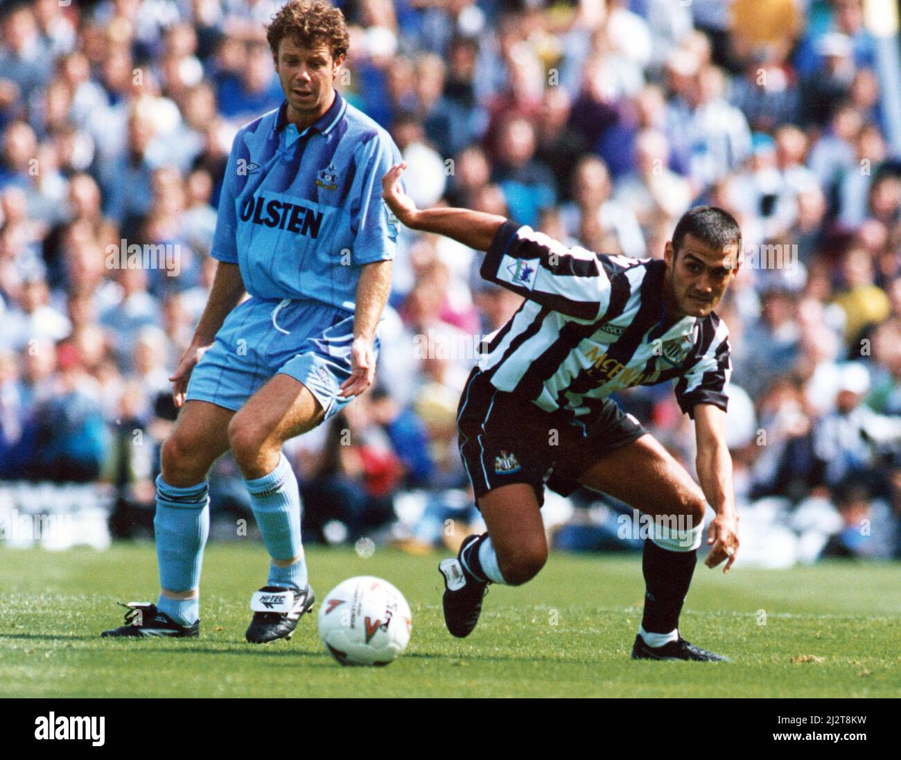 Malcolm allen hi-res stock photography and images - Alamy