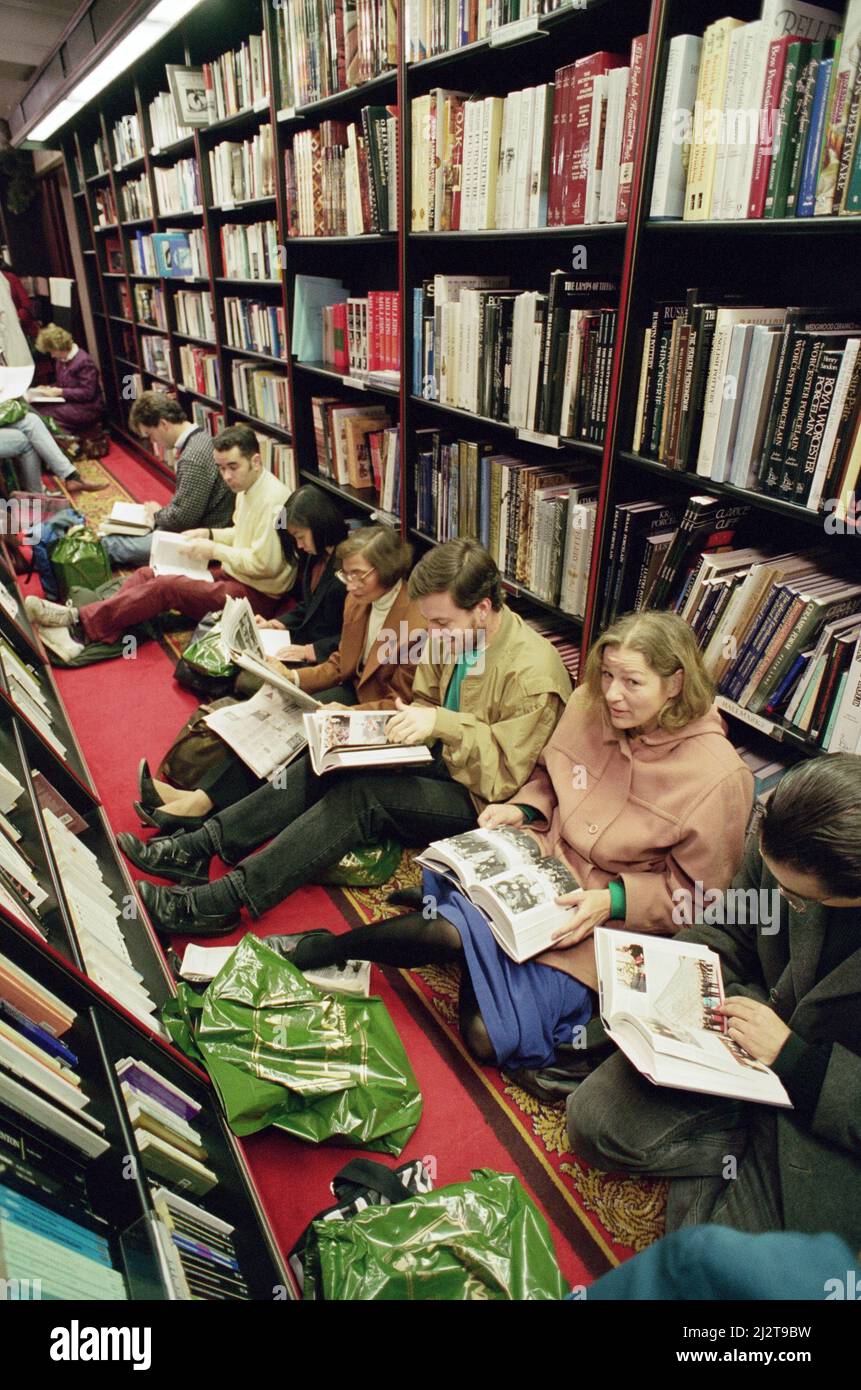 Book signing of Margaret Thatcher's memoir "The Downing Street years ...