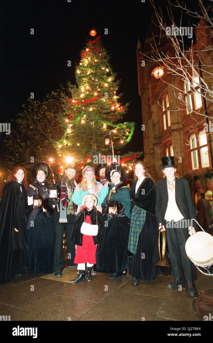 Christmas light switch on at Broad Street Mall, Reading. 25th November ...