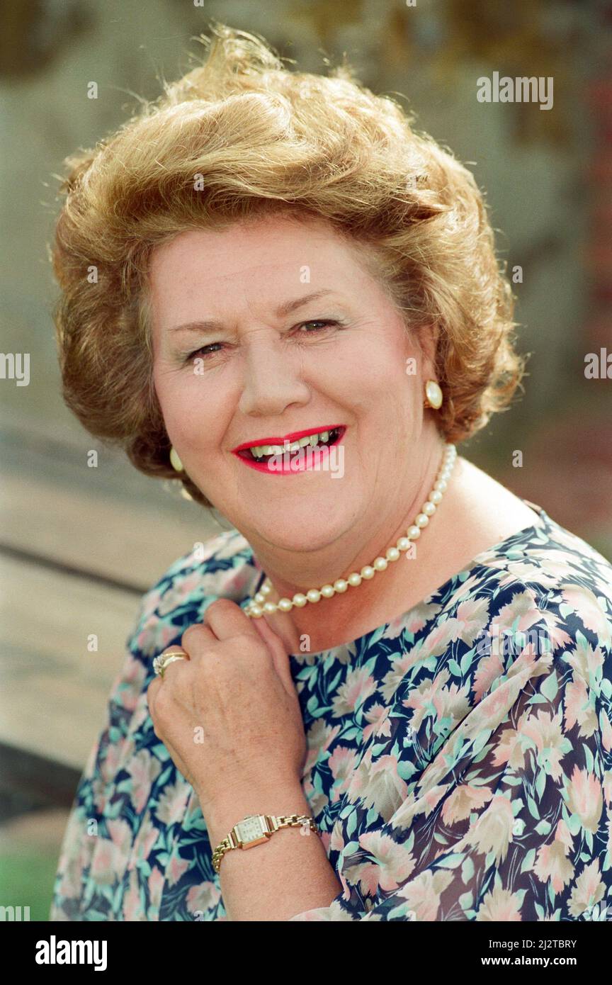 Patricia routledge hi-res stock photography and images - Alamy