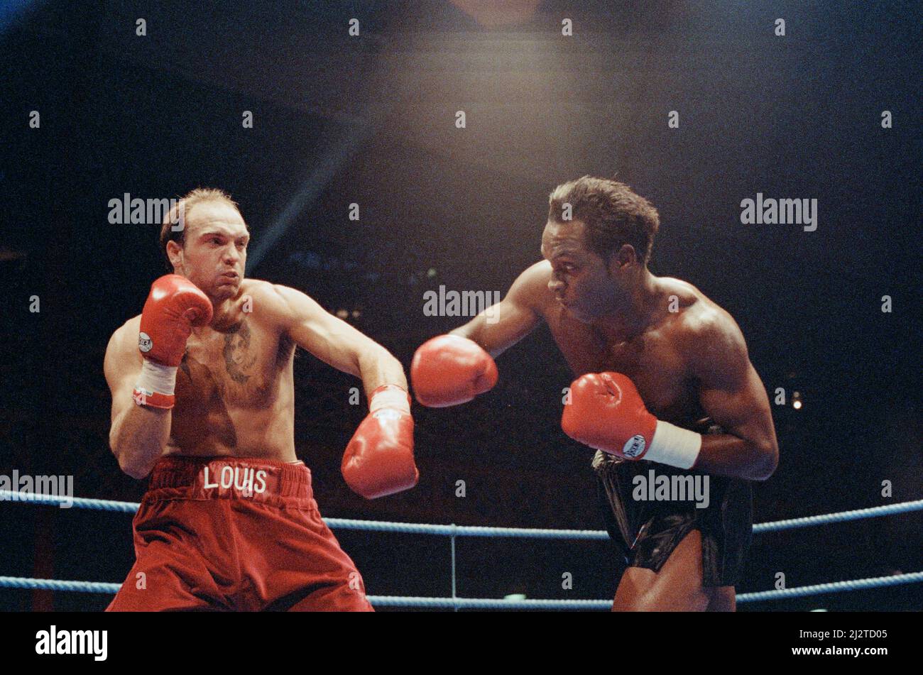 Boxing world title nigel benn hi-res stock photography and images - Alamy