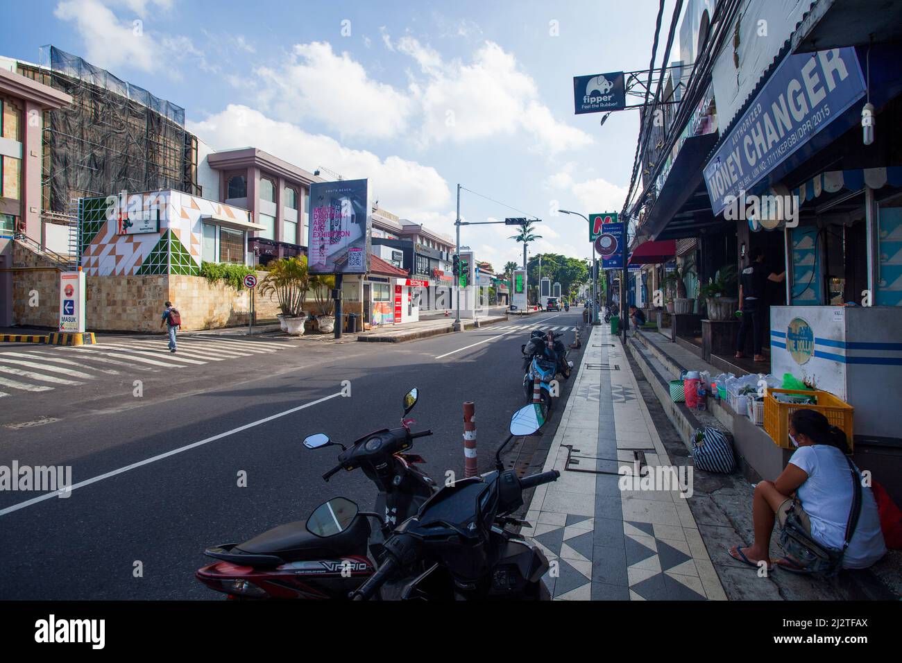 Jalan Kartika Plaza in Kuta, Bali, with Discovery Mall on the left and ...