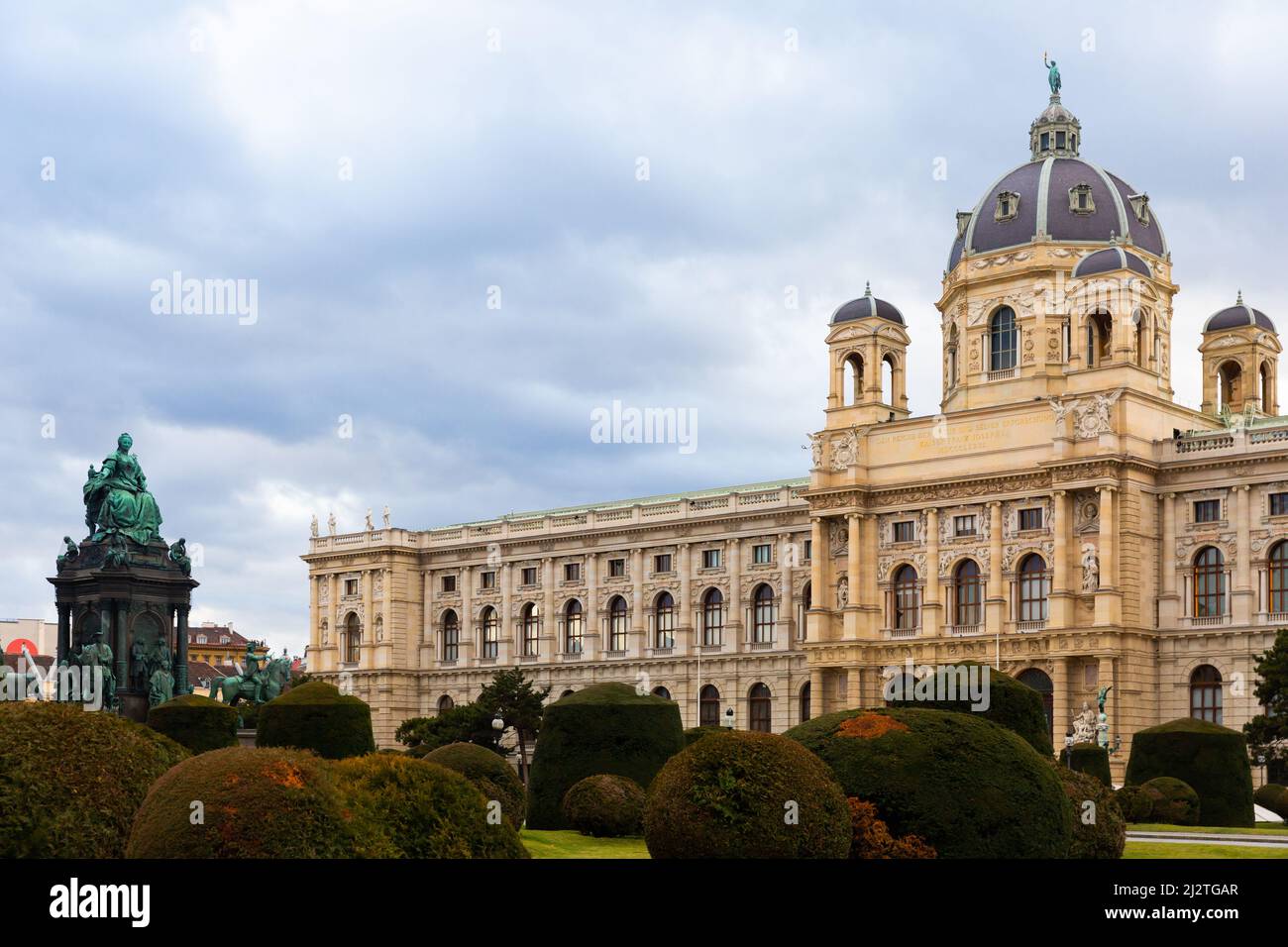 Maria Theresien Platz square in Vienna architecture, capital of Austria ...