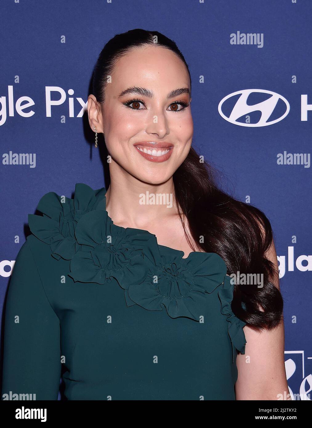 BEVERLY HILLS, CA - APRIL 02: Meena Harris attends the 33rd Annual ...