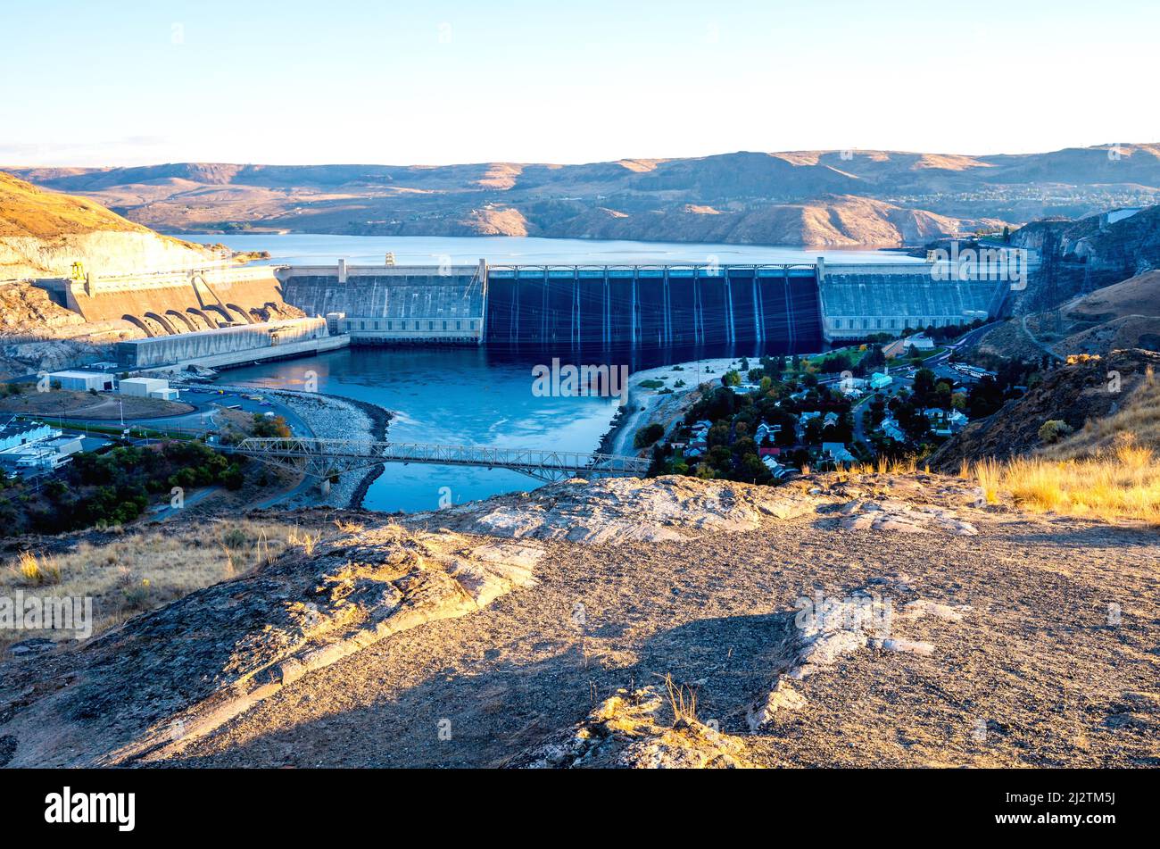 Grand Coulee Dam and Columbia River Stock Photo - Alamy